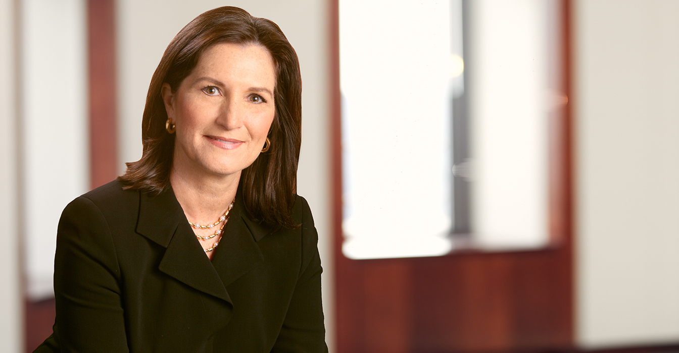 Lawyer Limelight: Christine Varney | Lawdragon