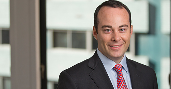 Quinn Emanuel Nabs Litigation Star Luke Nikas | Lawdragon